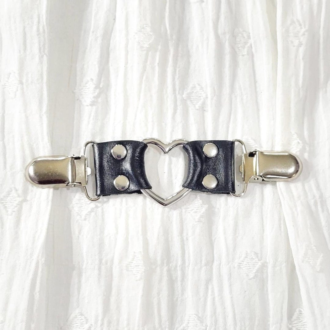 Silver Tone Heart Ring Cinch Clip W/ Black Leather. Shirt Clip, Dress ...