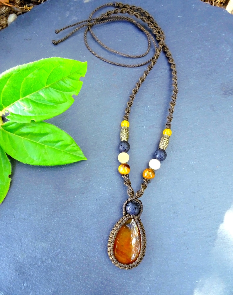 Collier ethnique Pierre agate ambrée et pierres de lave, pendentif ...
