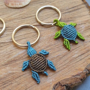 Turtle Macrame Key Ring, Surfer Pendant Cute Gift, Sea Turtles Animal ...