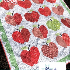 Red Delicious Apple Quilt Pattern Fat Eighth Friendly PDF Instant ...