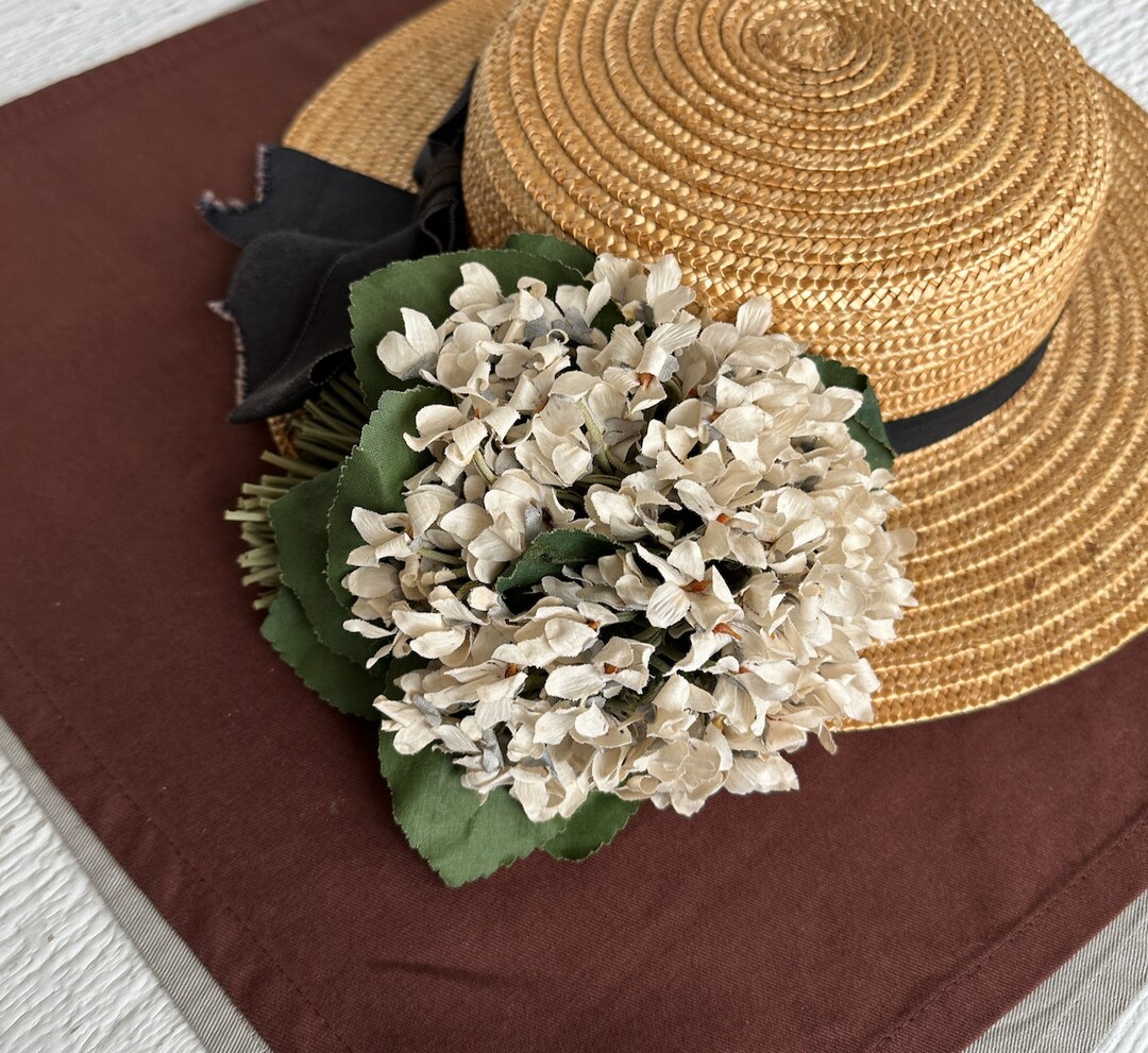 Vintage Millinery Trim off White Violas With Matte Green Leaves 1940s ...