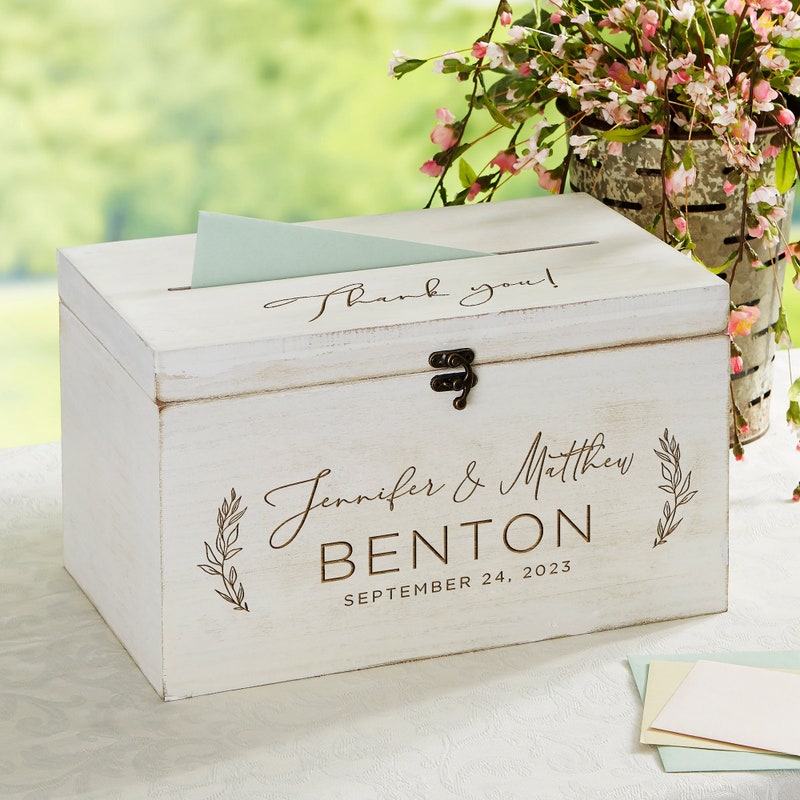 Elegant Gift Card Boxes - 60+ Gift Ideas for 2025