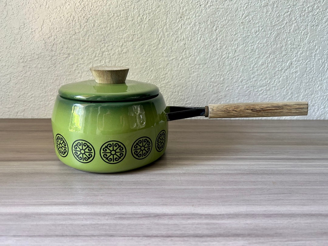 Vintage Finel Avacado Green Enamel Pans 1970s Raja Uosikkinen Design ...