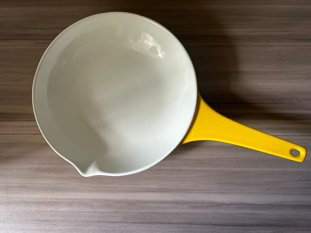 Vintage Copco Denmark “109E” Yellow Enameled Cast Iron Skillet - Etsy