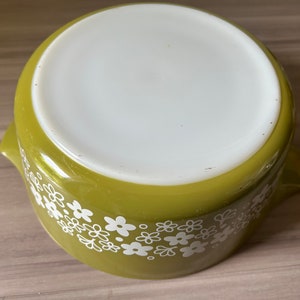 Vintage 475B Pyrex Spring Blossom Crazy Daisy Green Large Casserole ...