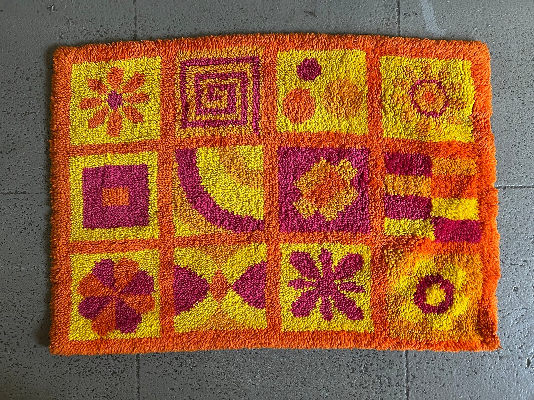 Vintage Mid Century 70s Psychedelic Vintage Wall Rug Carpet, Retro Wall ...