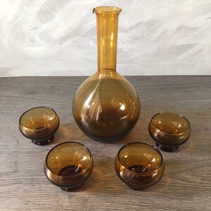 Vintage Amber Glass Decanter Beaker and Cordial Glasses Set With Pour ...
