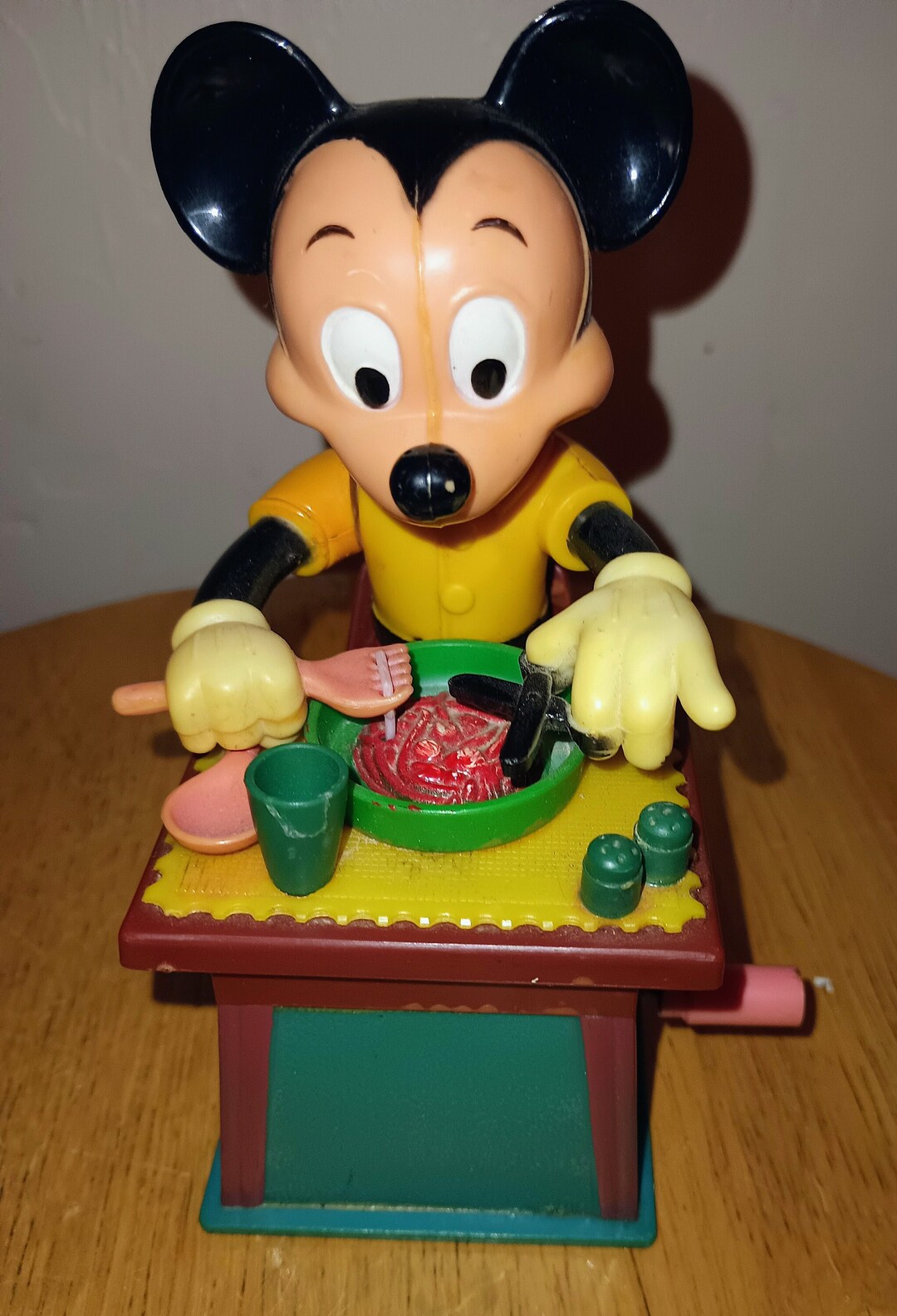 Vintage Mickey Mouse Wind up Type Toy Eating Spaghetti Walt Disney ...