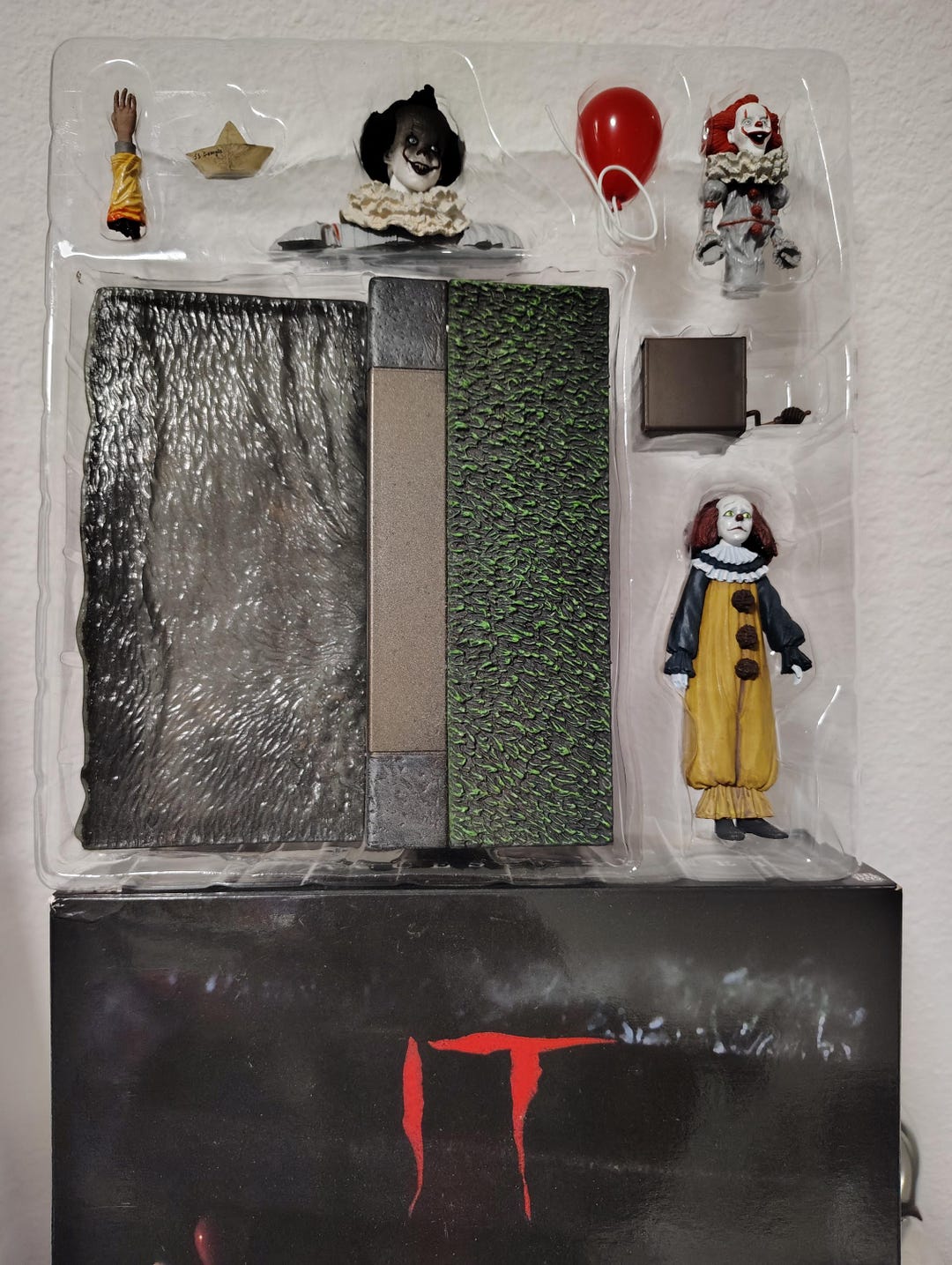 Neca IT 2017 PENNYWISE Accessory Set for 7" Figures BNIB - Etsy