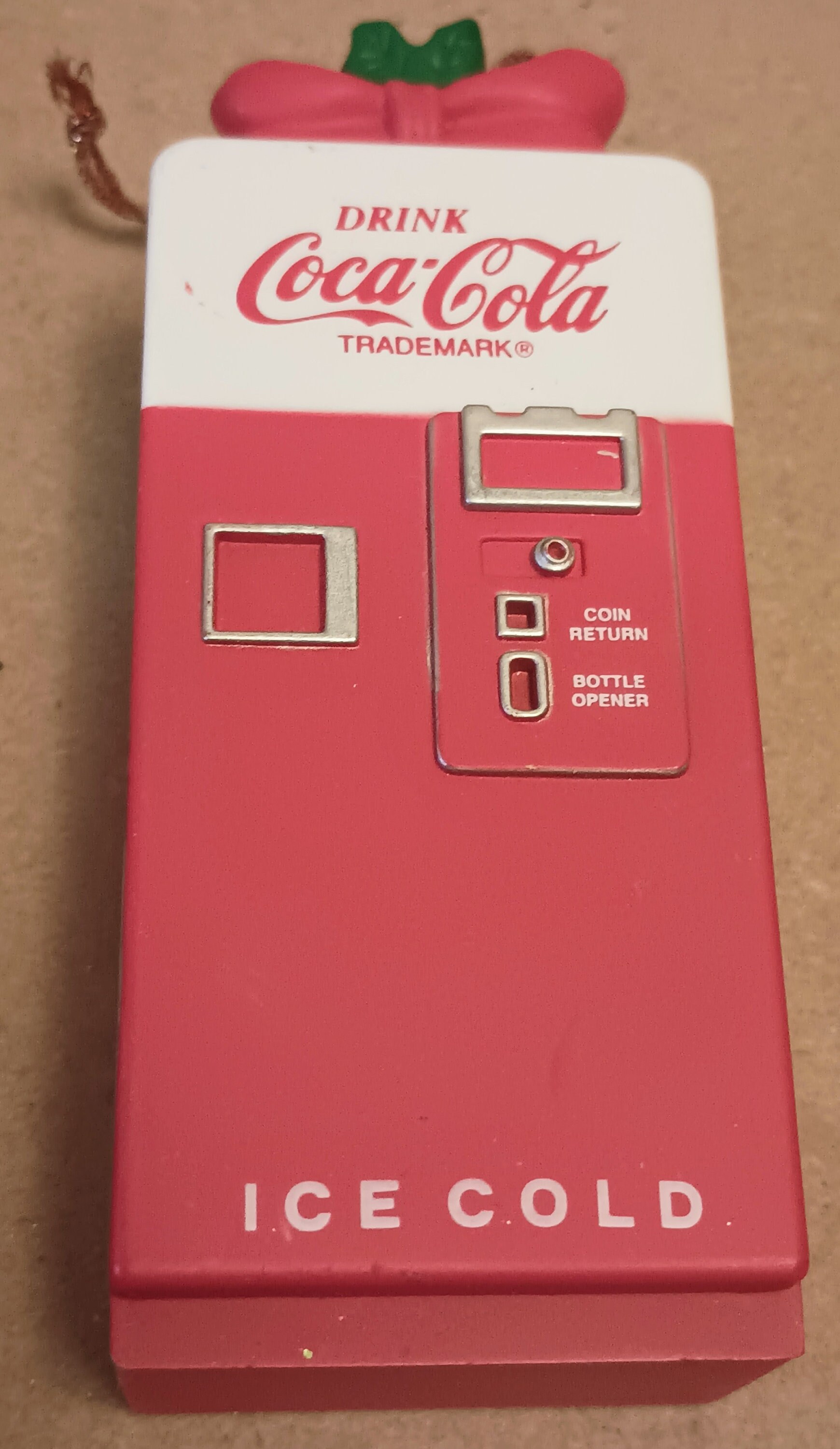 COCA-COLA COMPANY Vending Machine Ornament From the Polar Bear ...