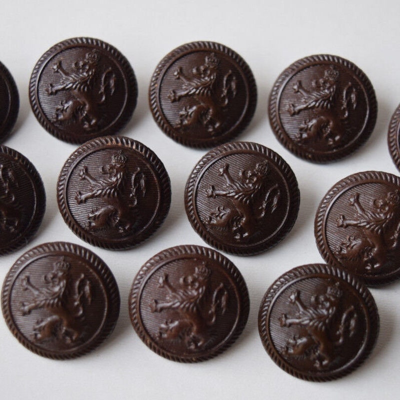 Old Buttons - Etsy