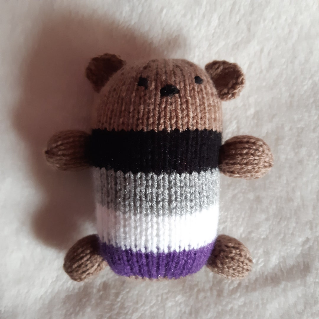 CHOOSE Your FLAG - LGBT+ Hand-knitted Brown Bear - Gay, Lesbian ...