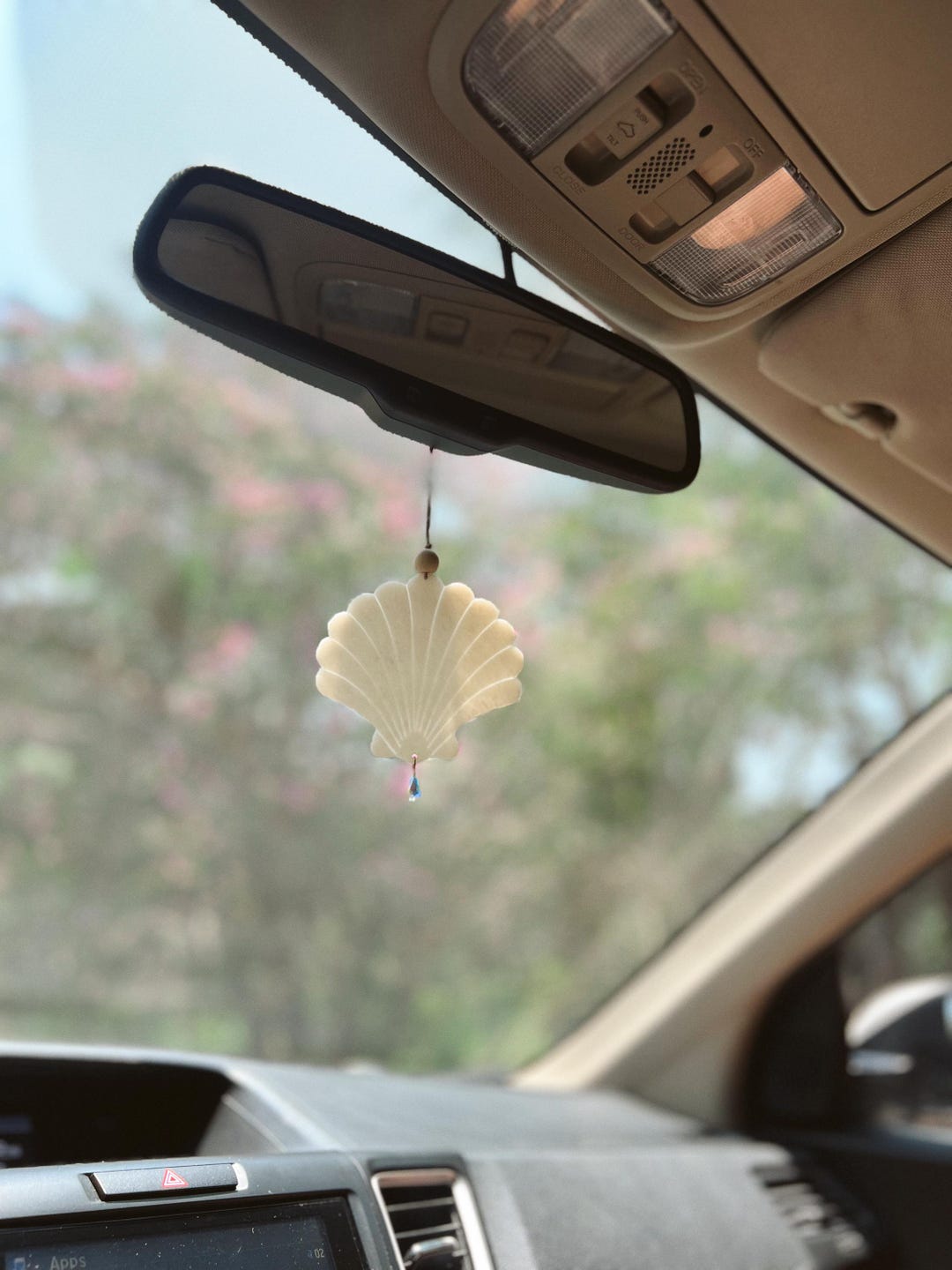 Seashell Essential Oil Car Diffuser & Coastal Shell Car Charm - Etsy