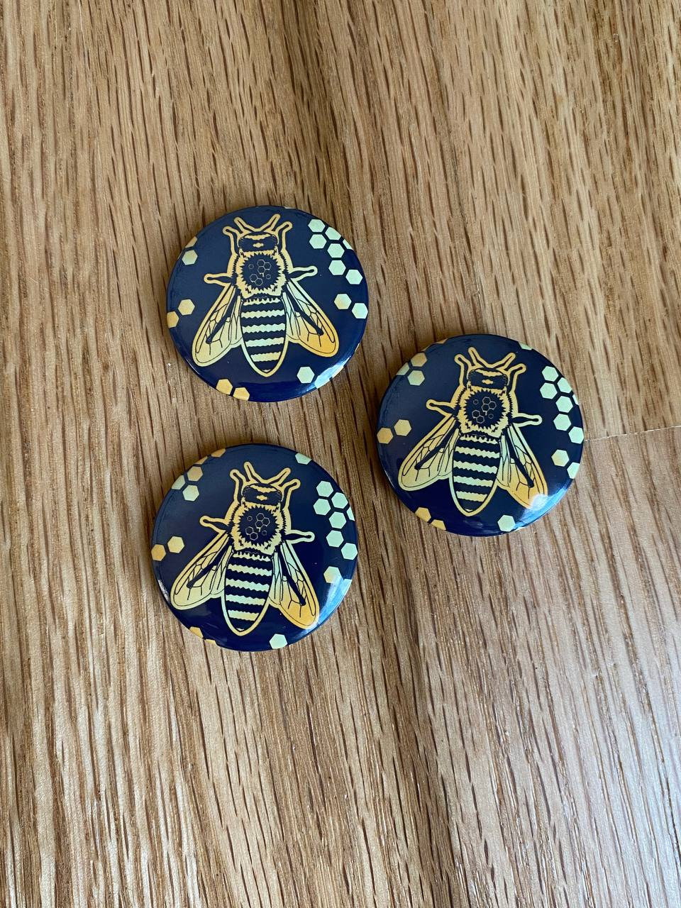 Bumble Bee Buttons
