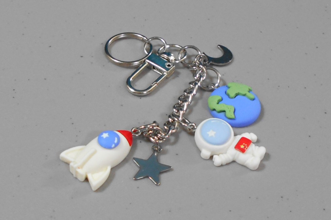 Cute 3D Astronaut Rocket Planet Space Backpack Keychain Charms, Moon ...