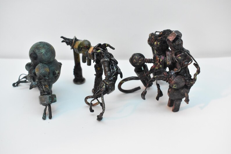 The Obsolete, Mini Robot Figurines, Hand-painted 3d-printed Collectible ...