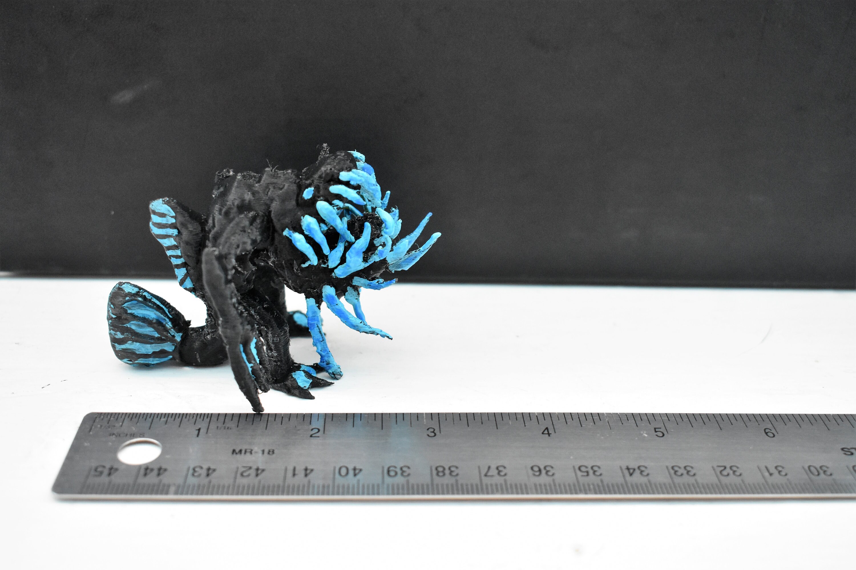 Needlebeard Angleroids, Mini Deep Sea Anglerfish Figurines, Glow in the ...