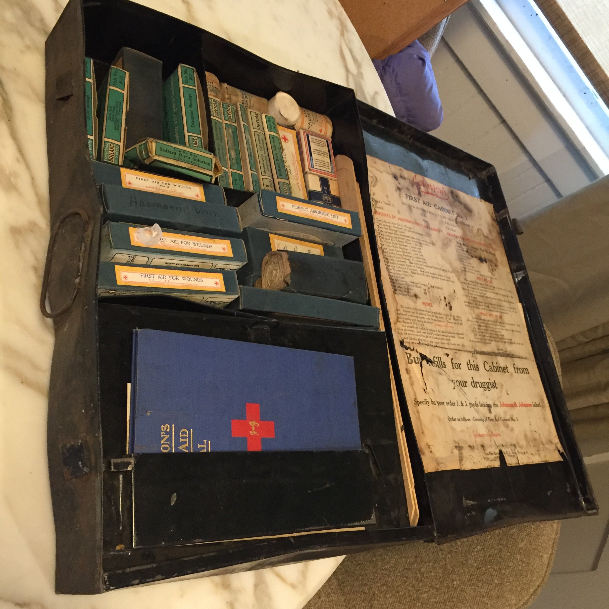 Antique JOHNSON'S Original Tin Wall Hanging First Aid Kit 1900 Time ...