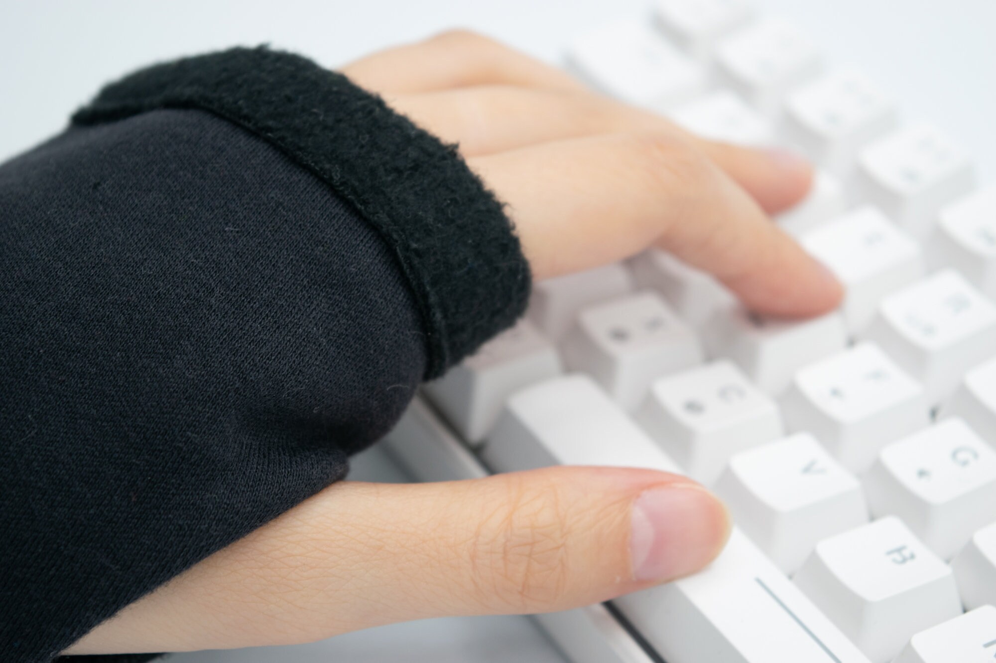 Organic Cotton Basic Black Computer Gloves, Texting Glove, Hand Warmers ...