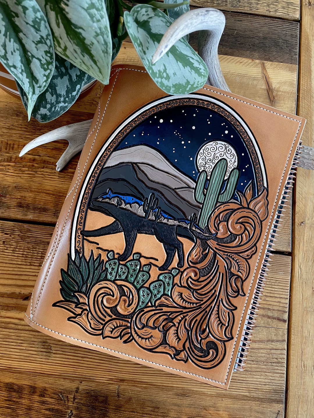 Leather Portfolio PDF Pattern | Desert Coyote | Tooling Patterns - Etsy