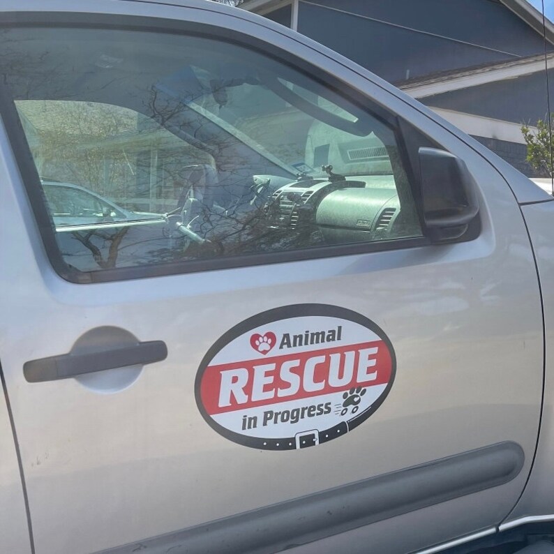 VEHICLE SIGN - Animal Rescue in Progress - 17”x11.5” Oval - Transport ...