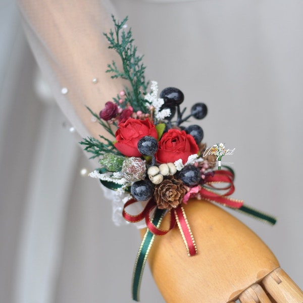 Christmas Corsage - Etsy