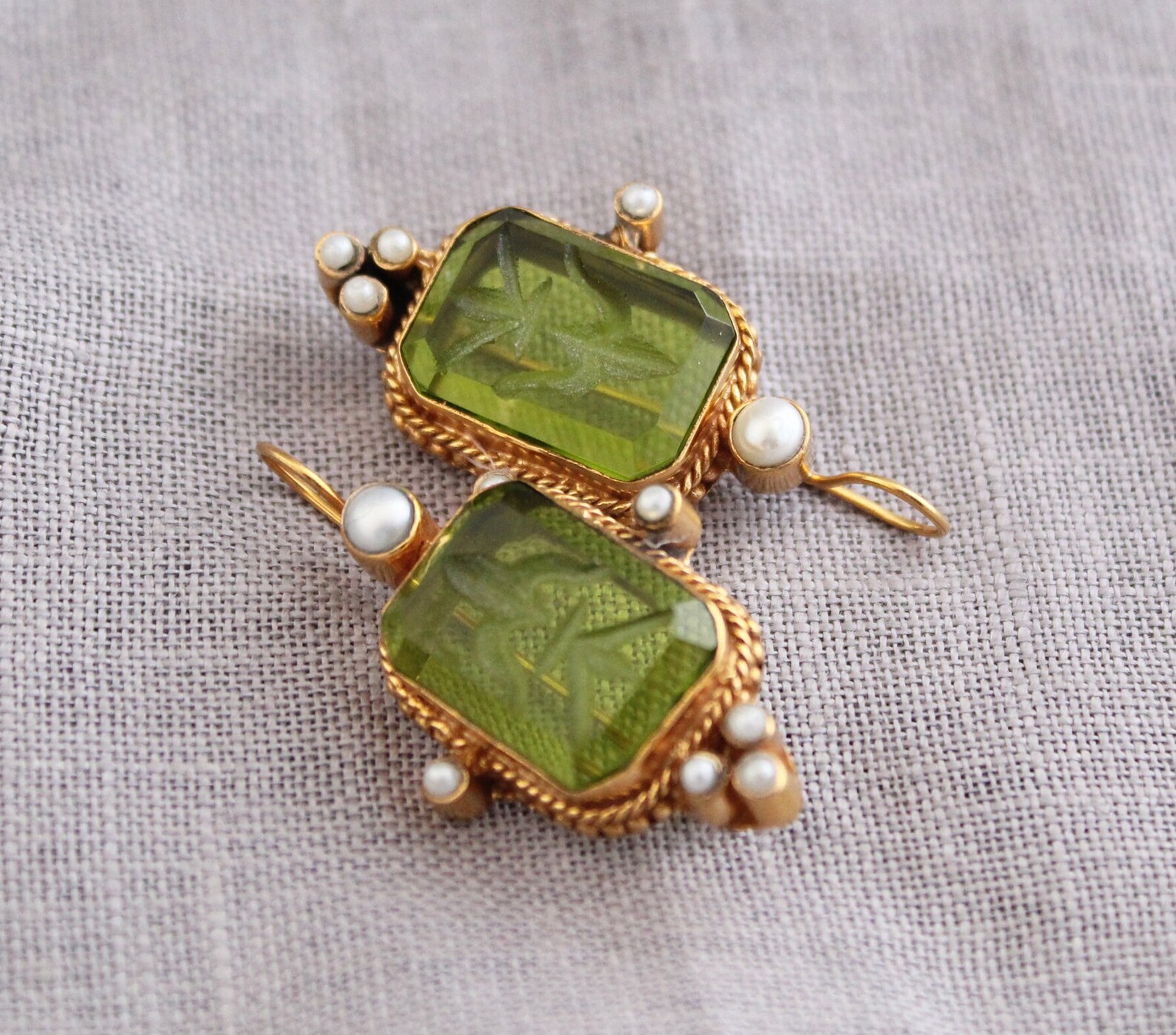 Olive Green Intaglio Earring Intaglio Crystal Earring - Etsy