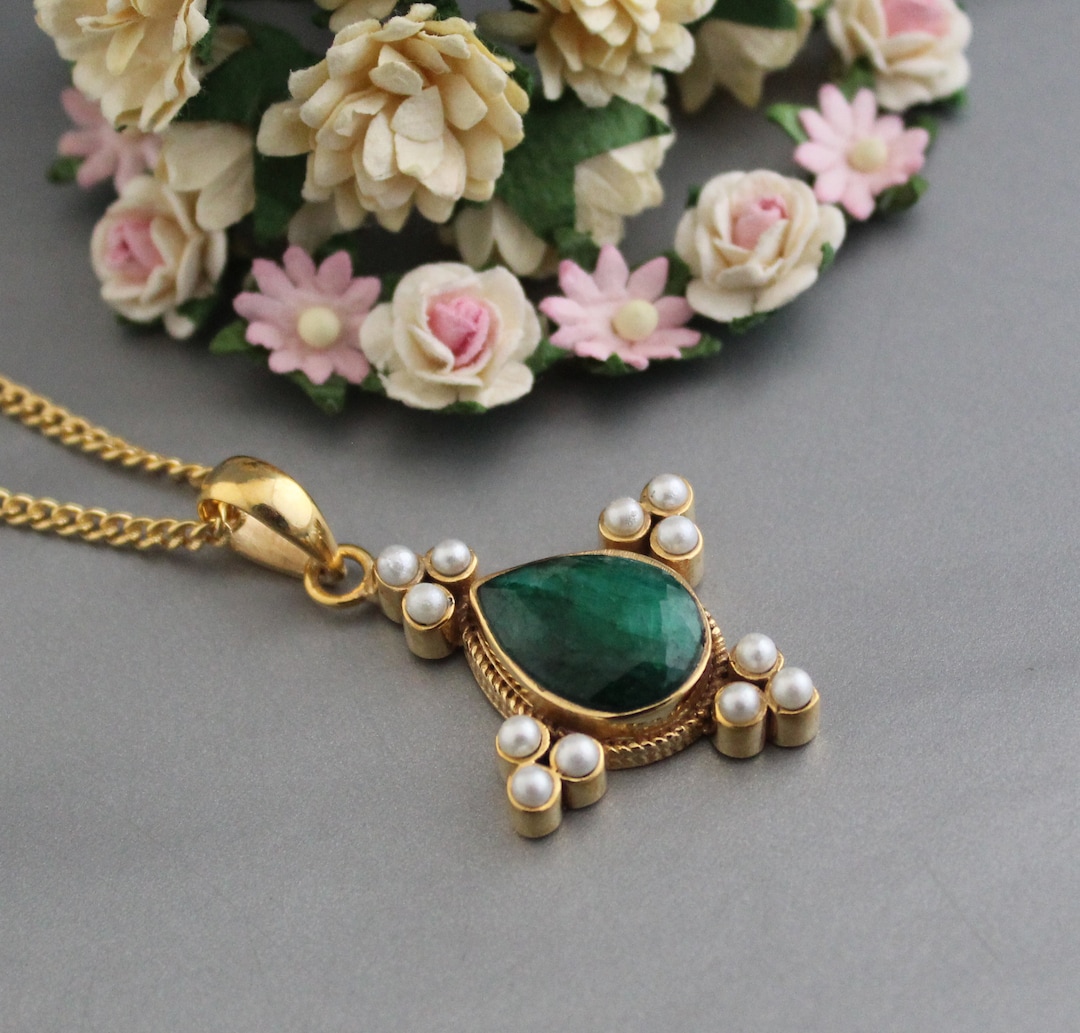 Emerald & Pearl Necklace: Antique Victorian Style Gold Pendant - Etsy