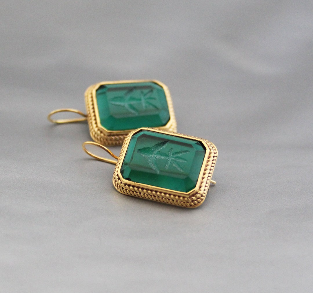 Intaglio Earrings Green Earrings Dainty Gold Earrings - Etsy