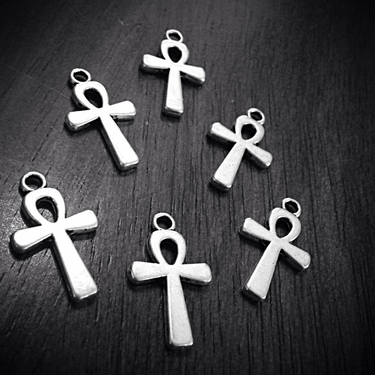 Ankh Charms 10 Antique Silver Ankh Charms Egyptian Anka - Etsy