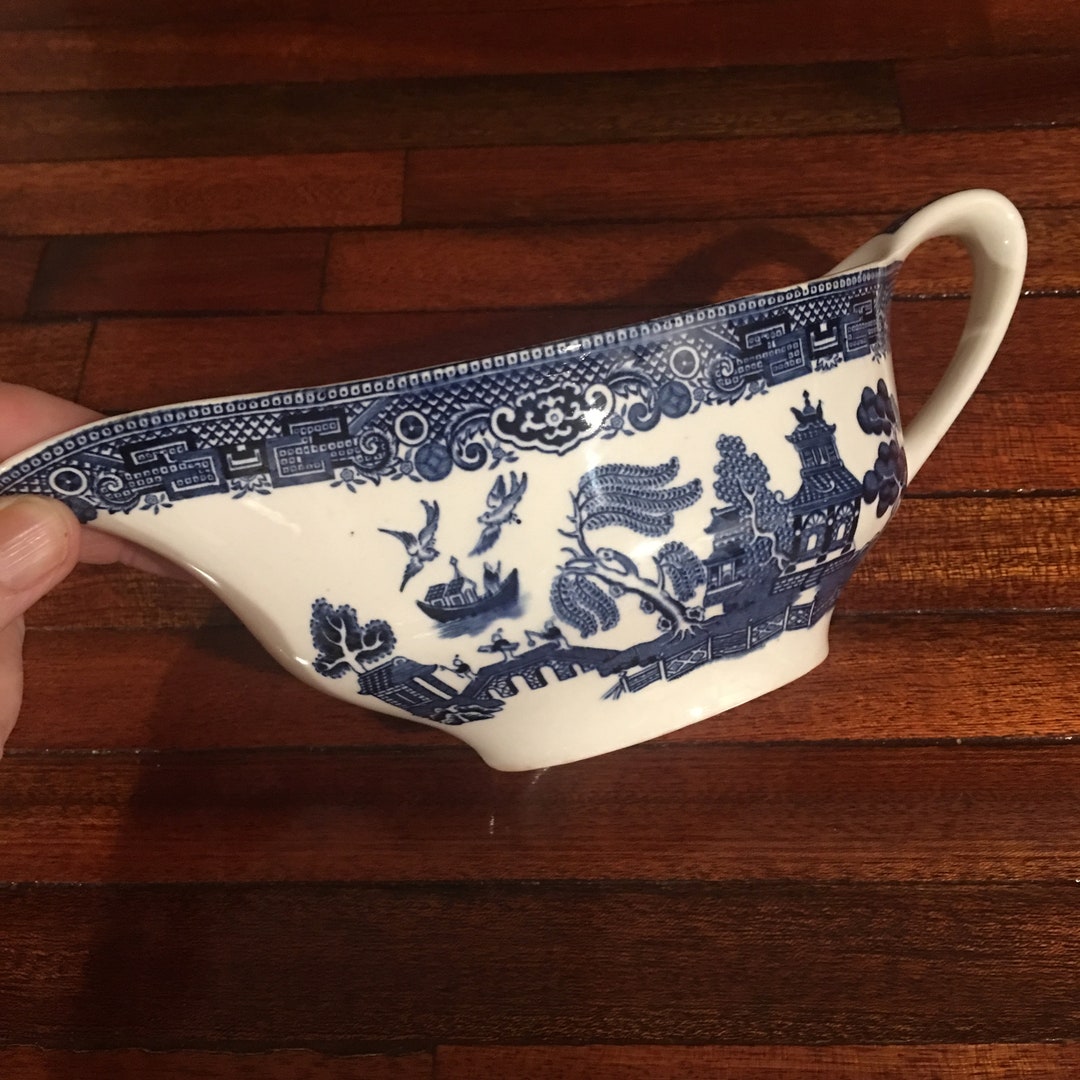 Willow Johnson Brothers Englandblue Willow Gravy Boatfree Shipping Etsy