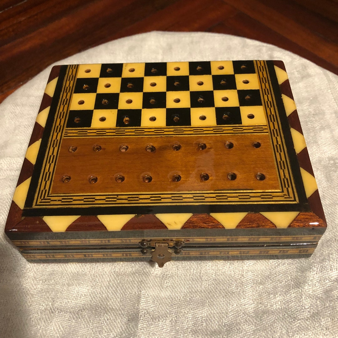 Vintage Mid Century Travel Chess Board and Pieces/travel Chess Set/free ...