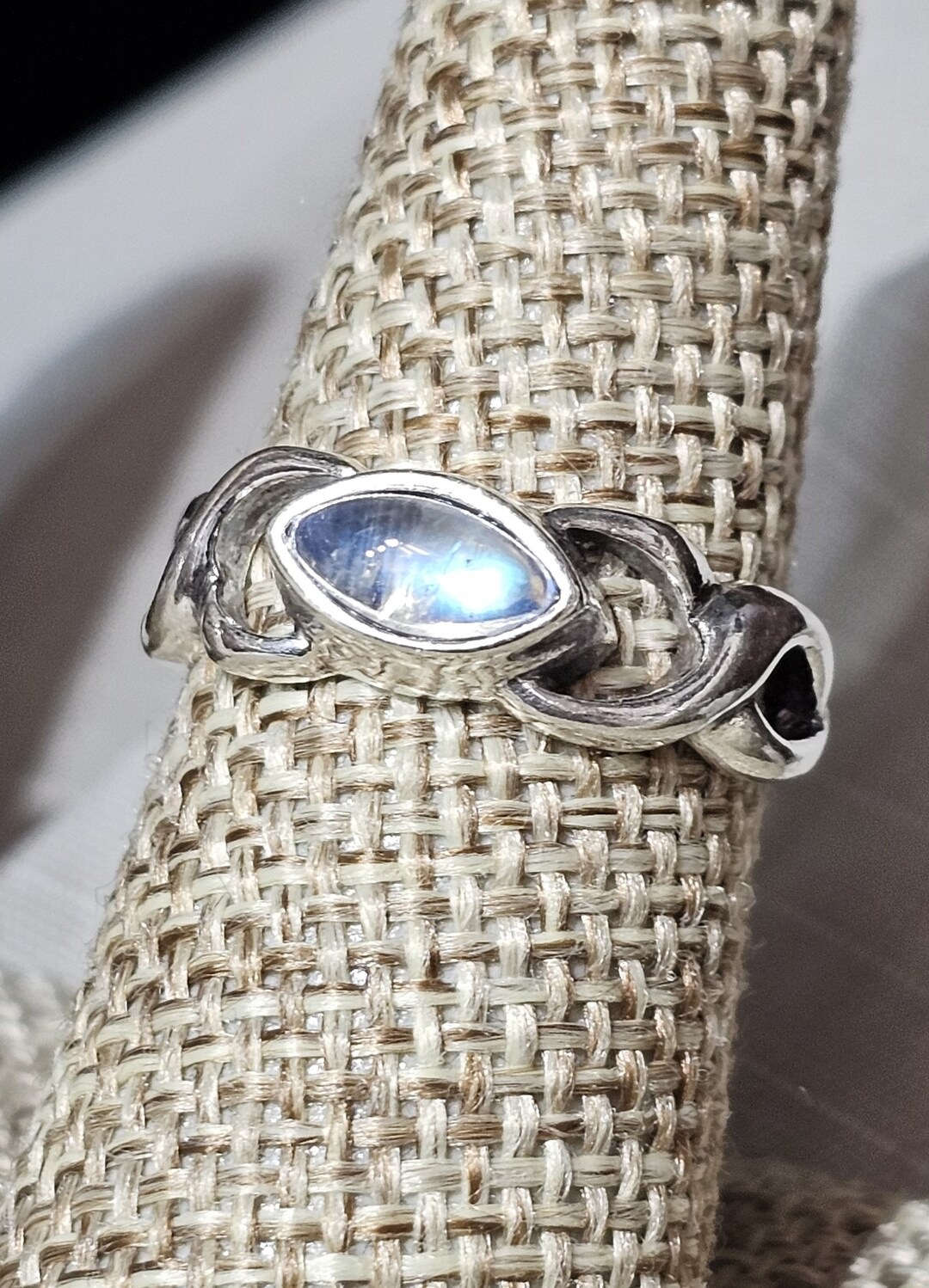 Magical Lights Natural Rainbow Moonstone Sterling Silver Mark 925 Ring ...