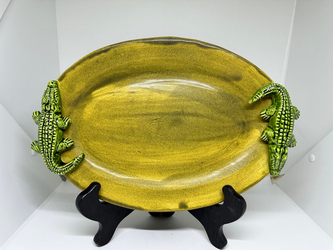 Sand Brown With Dark Green Alligator Serving Plate Ceramic Handmade ...
