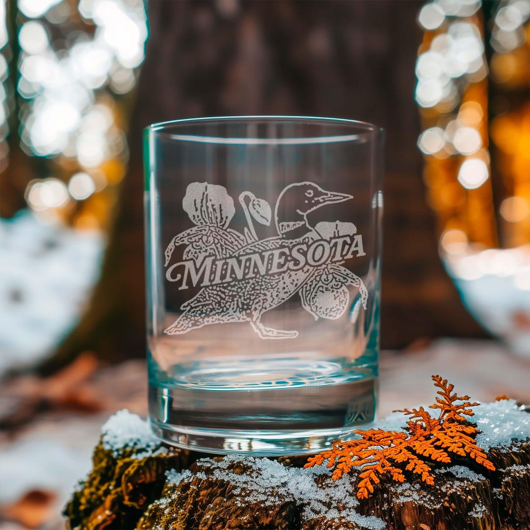 Minnesota State Bird Glasses | Personalized Whiskey, Wine & Beer Etched ...