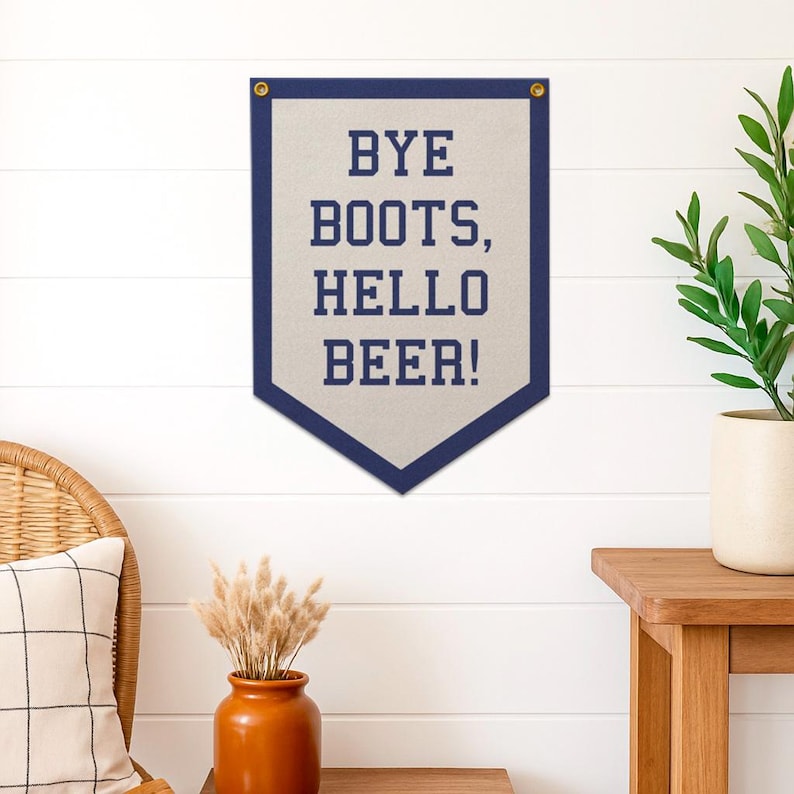 Custom Varsity Sign Felt Camp Flag | Personalized Vintage Sport Pennant ...