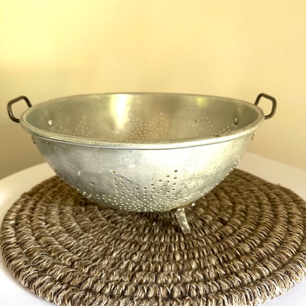 Metal Colander - Etsy