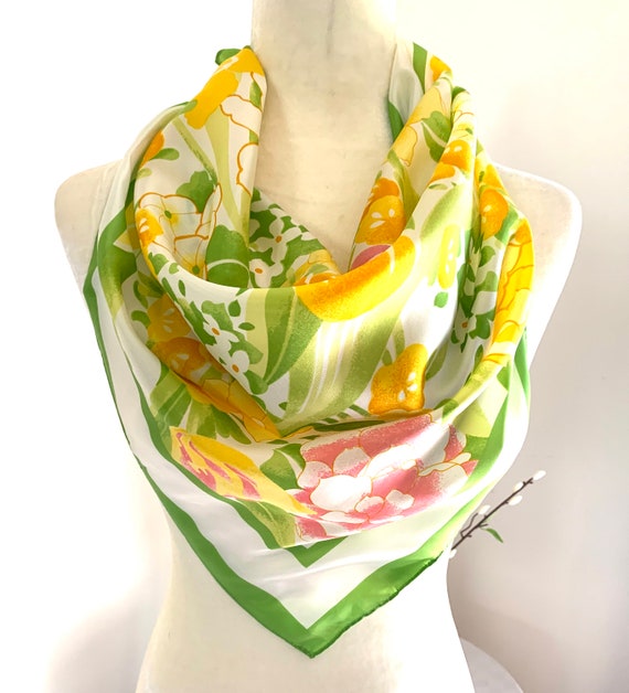 Vintage Avon SM Kent Spring "Floral Burst" Scarf 1978… - Gem