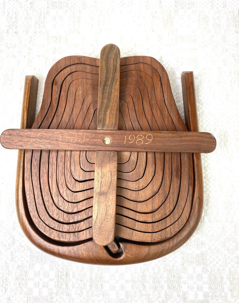 Vintage Telescoping Wooden Apple Trivet/basket 1989 - Etsy
