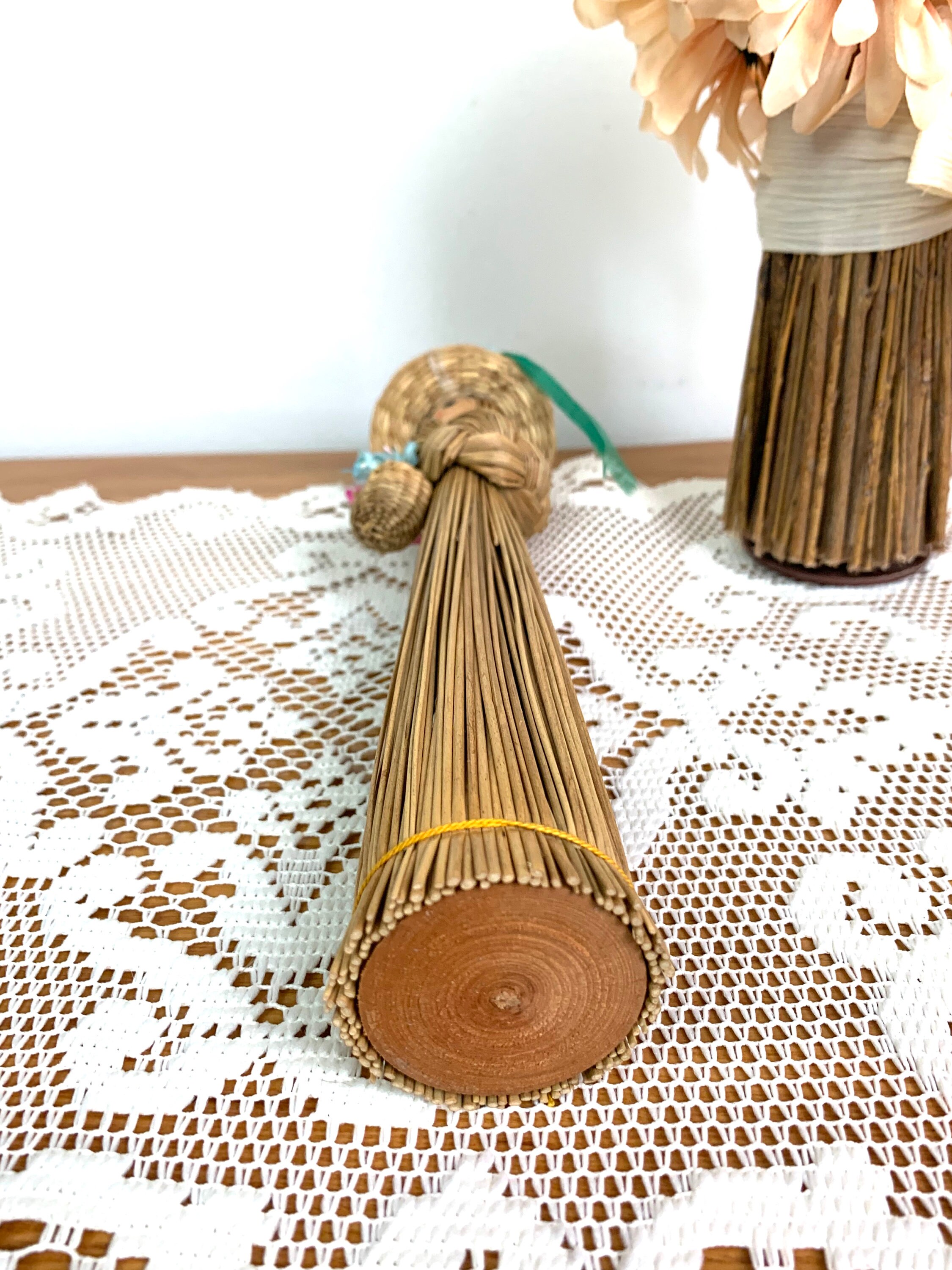 Vintage Straw Ladies, Set of 5 - Etsy