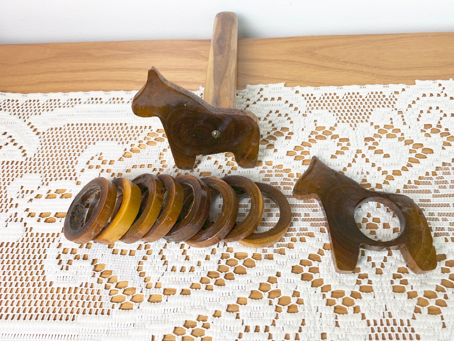 Handmade Wood Napkin Rings with Dala Horse Holders | Etsy