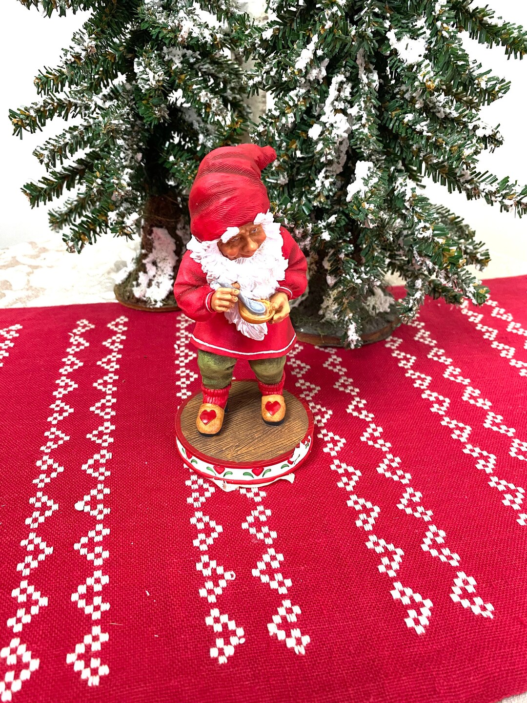 Collectible Lil Helper Jul Tomte Figurine From the Gallery Collection ...
