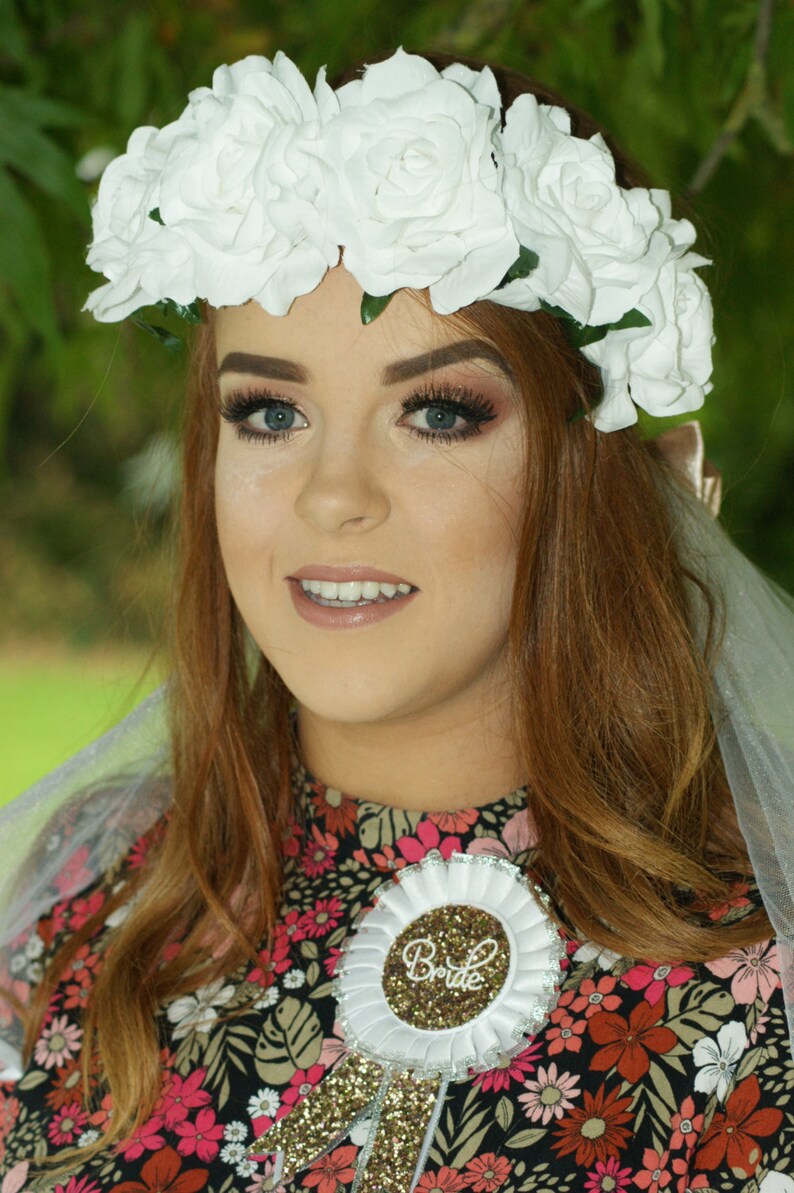 Bride to Be Package Veil and Rosette Bridal Shower Hen - Etsy UK