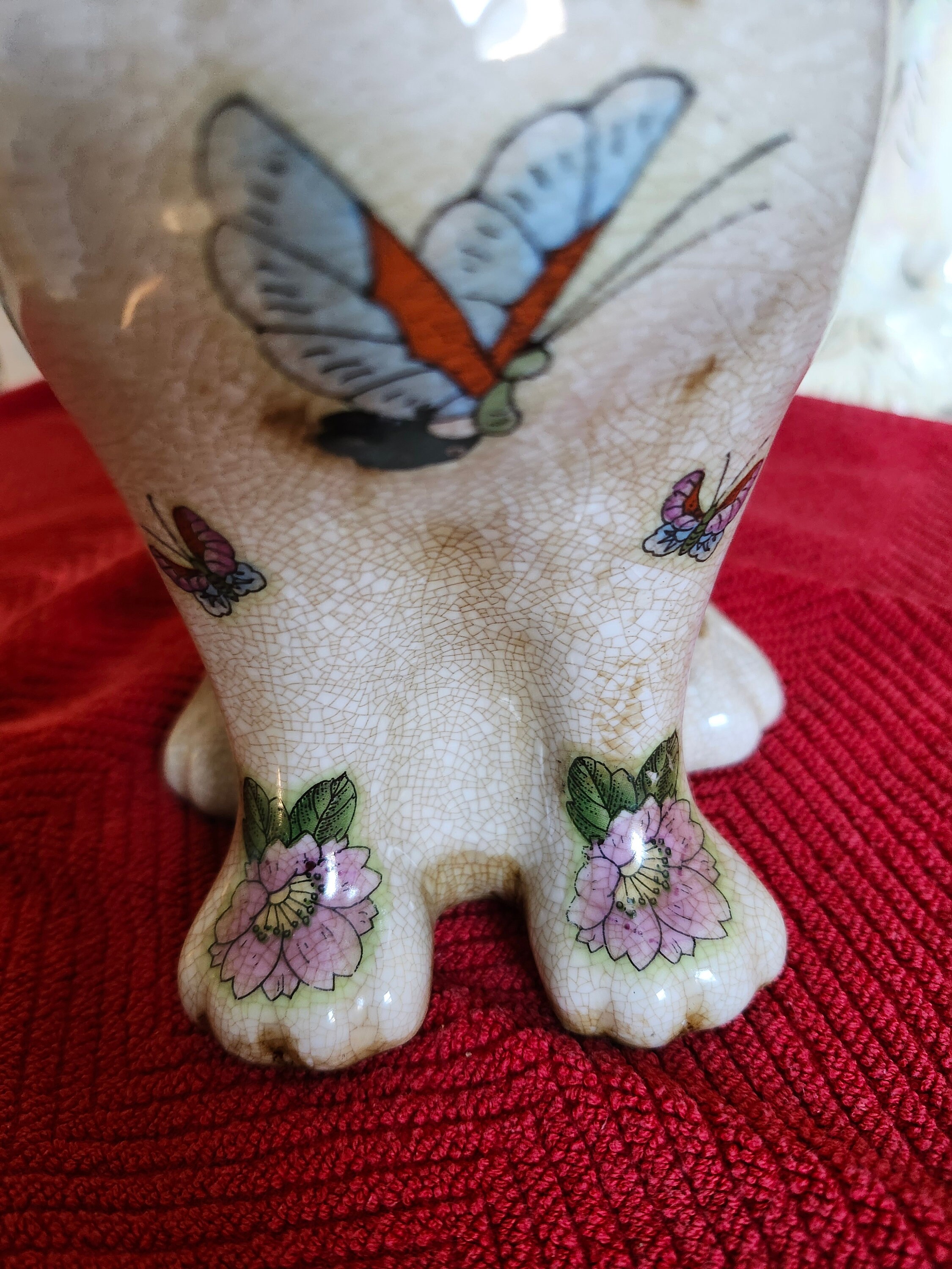 Ceramic Cat Statue With Crackle Glaze and Flowers in Red, Gold, Light ...