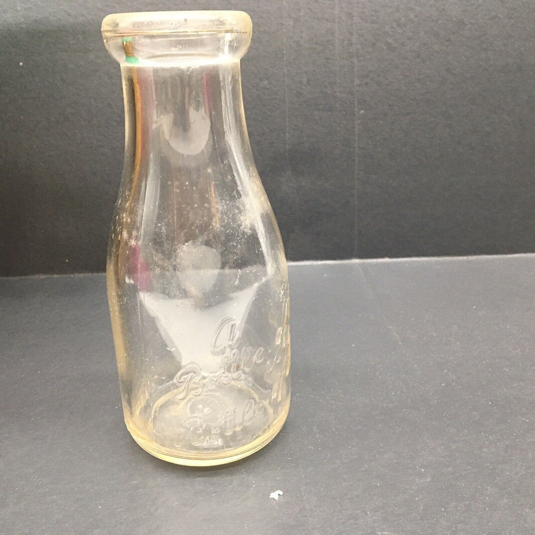 1930s One Pint Milk Bottle "a Bottle of Milk is a Bottle of Health" - Etsy