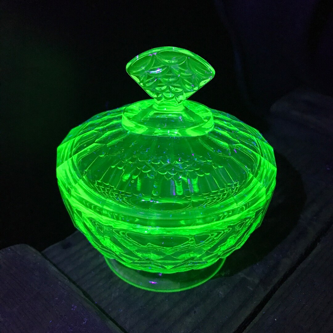 Uranium Green Glass Lidded Powder Jar, Trinket Pot, 1930's Art Deco ...