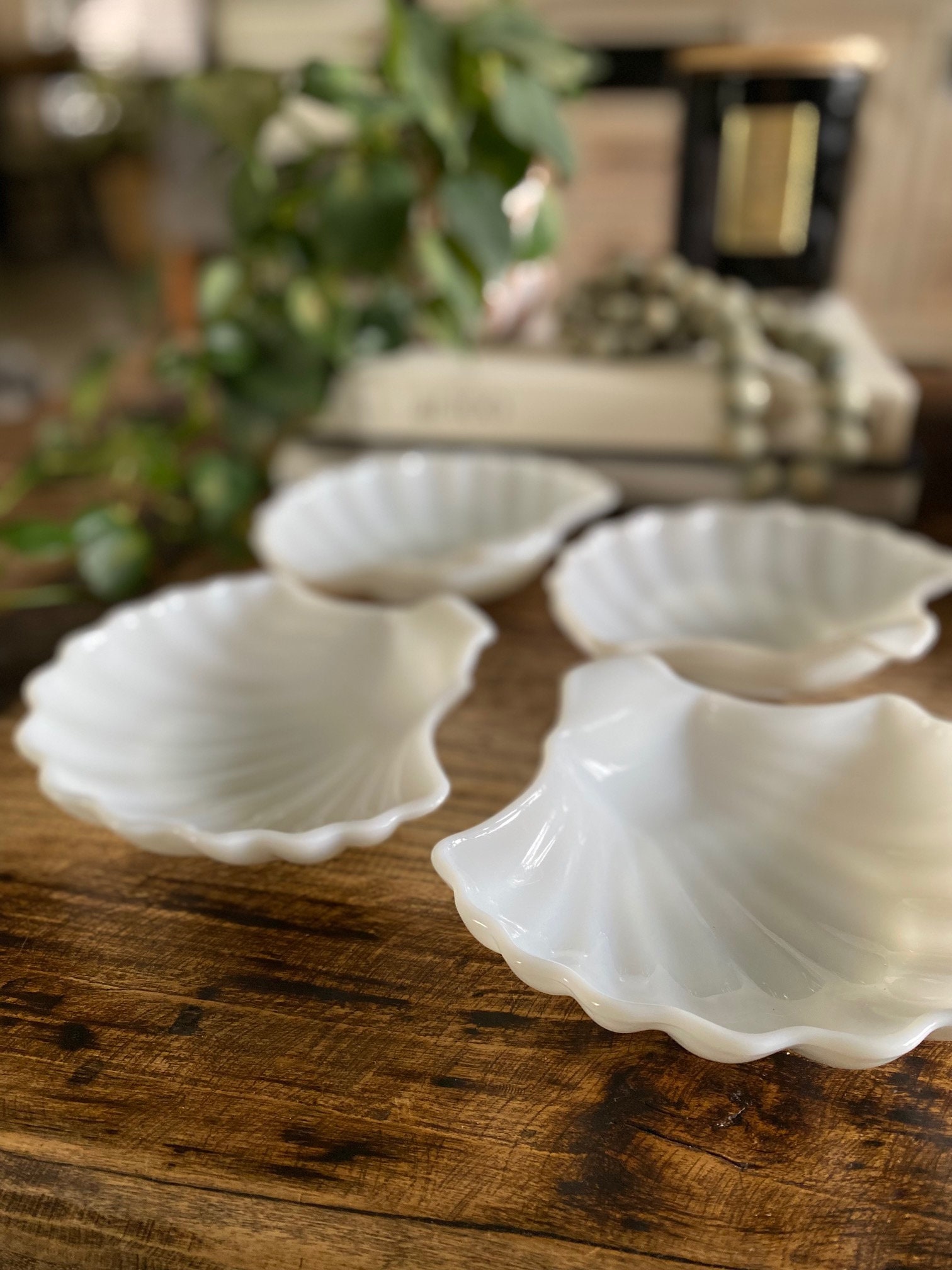 Vintage Milk Glass Shell Dish Set of 4 - Etsy