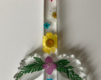 Custom Decorative Dried Pressed Flowers or Flower Petal Floral Dagger ...