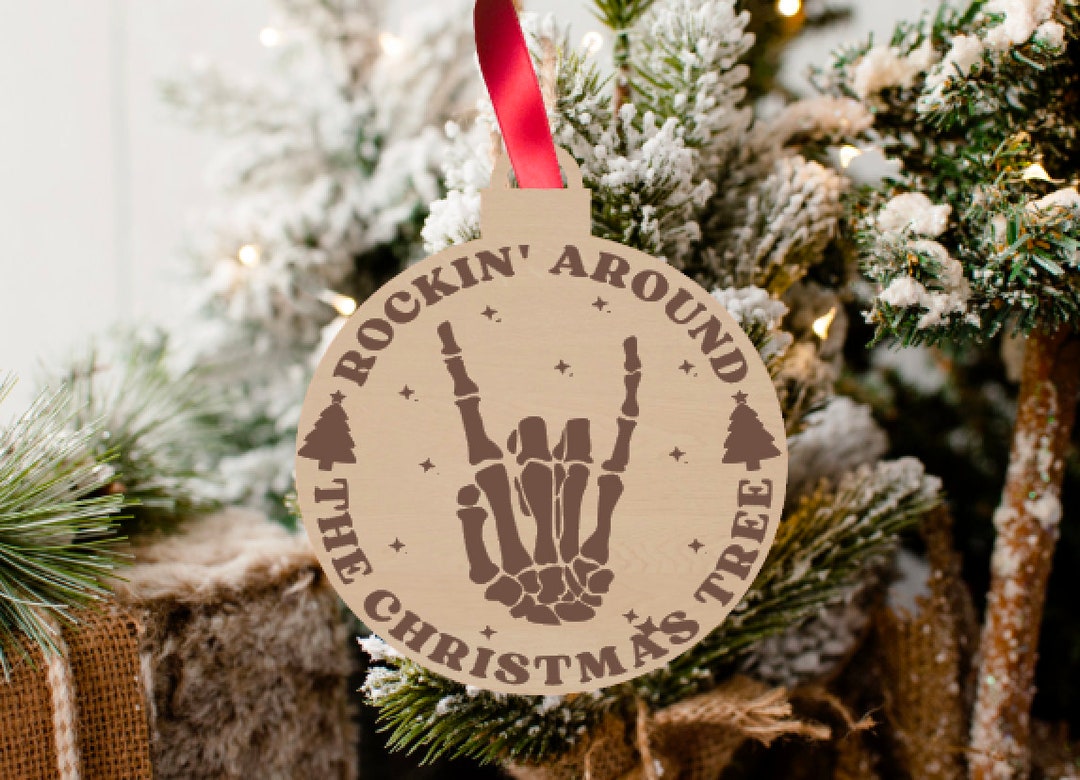 Rockin' Around the Christmas Tree, Skeleton Hand, Funny Christmas ...