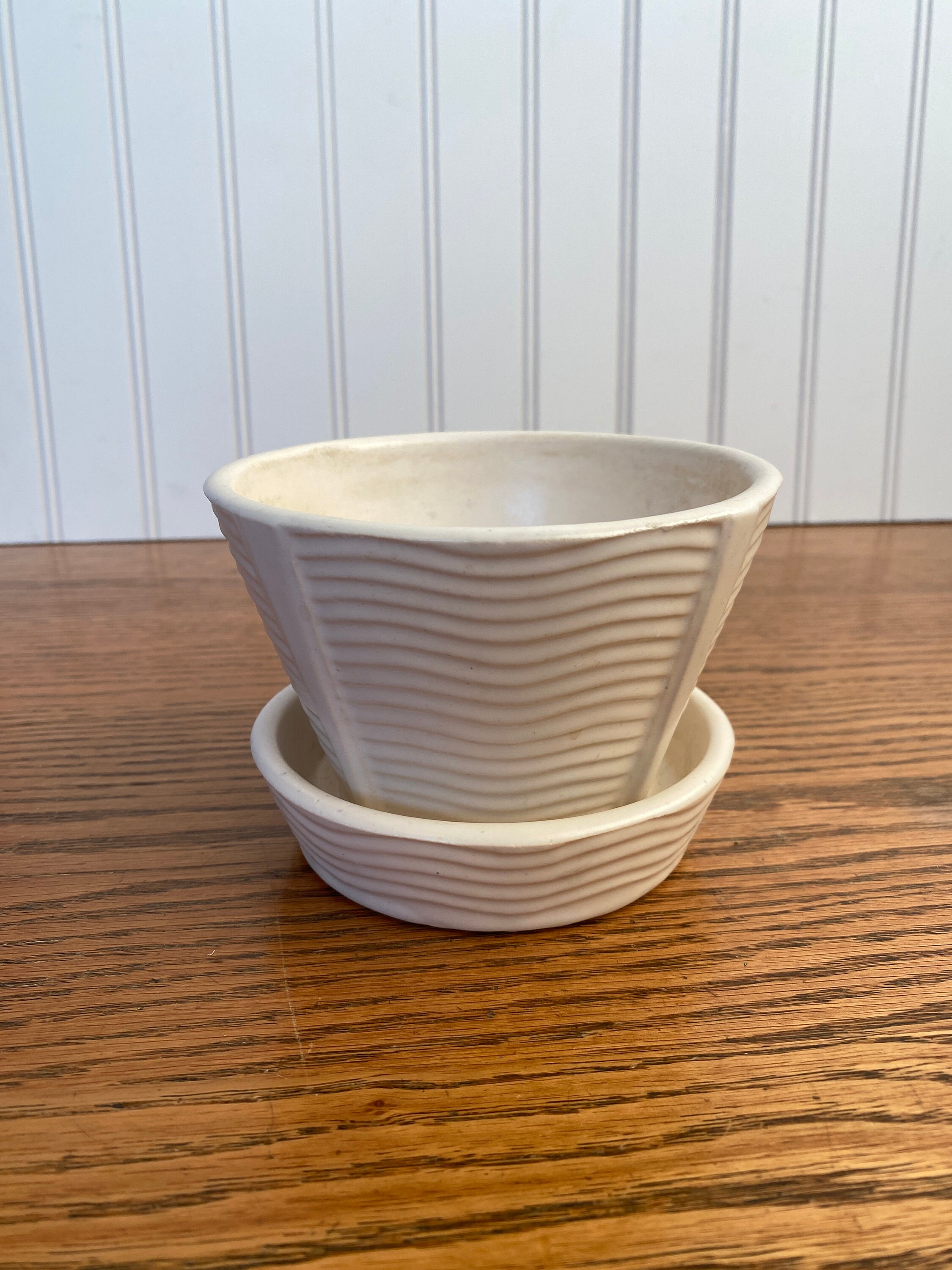 Vintage Mccoy Pottery 1950s White Planter With Attached Saucer - Etsy
